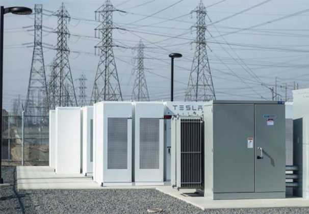 Tesla installed 100-megawatt battery in Australia